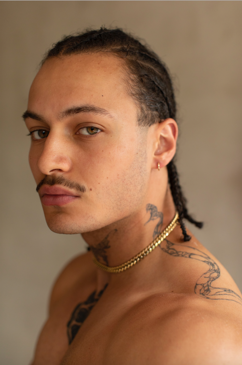 Our Pieces – Varon Official